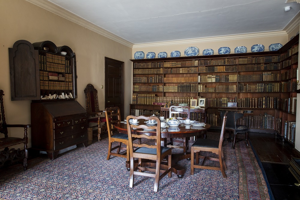 Reading the Room: Books, Access and Community in Heritage Spaces ...