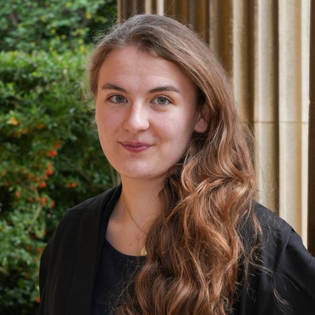 Elisa Moy | Faculty of English
